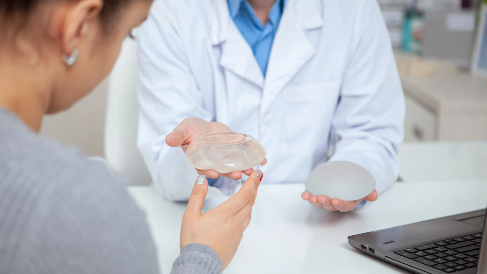 How Mobile Health Apps Boost Patient Compliance in Surgery